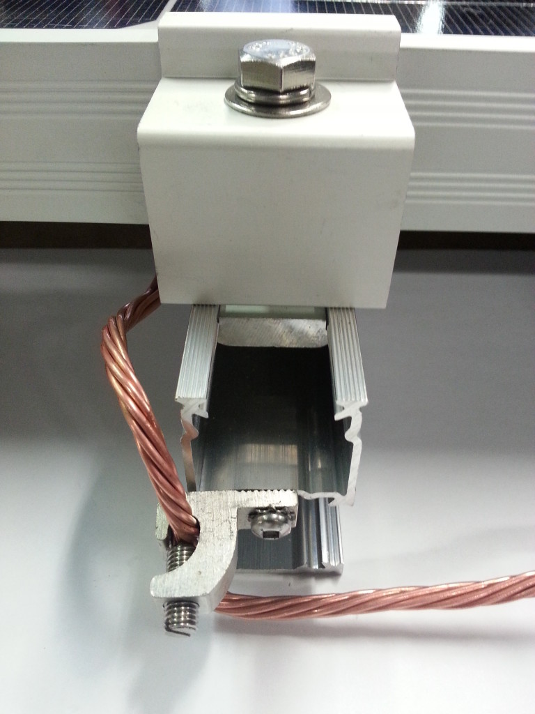 lay in lug on rapid-rail – Kinetic Solar Racking and Mounting